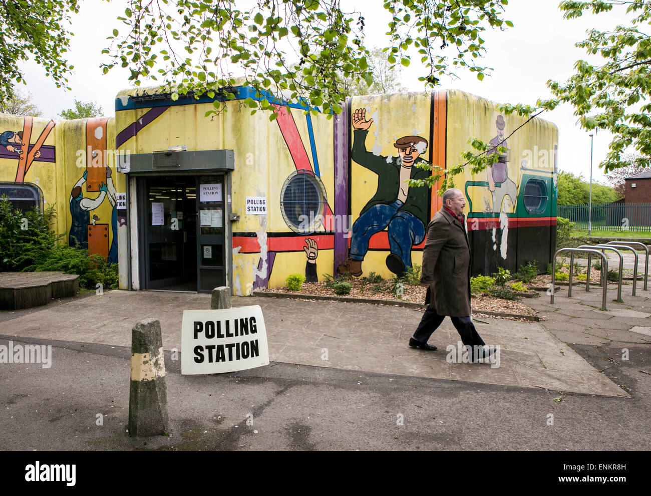 POLLING STATION - Voting at Newton Heath Library, Newton Heath ...