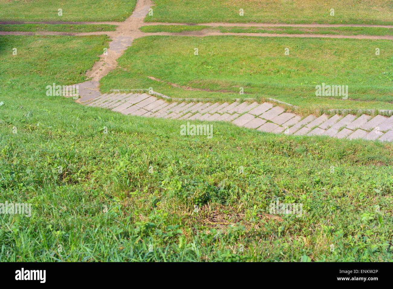 Steps and grass hi-res stock photography and images - Alamy