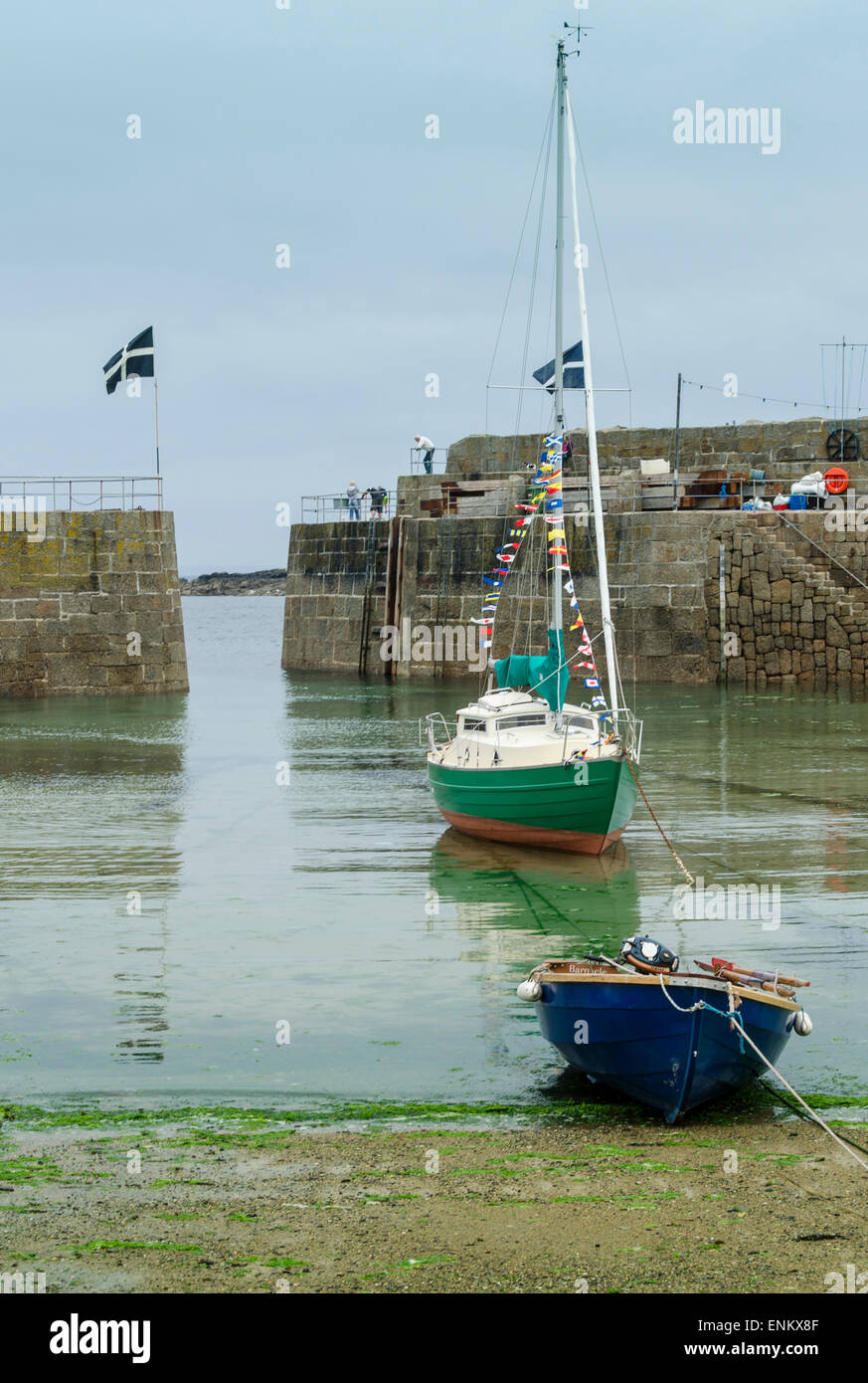 Cornish coast old fishing hi-res stock photography and images - Alamy