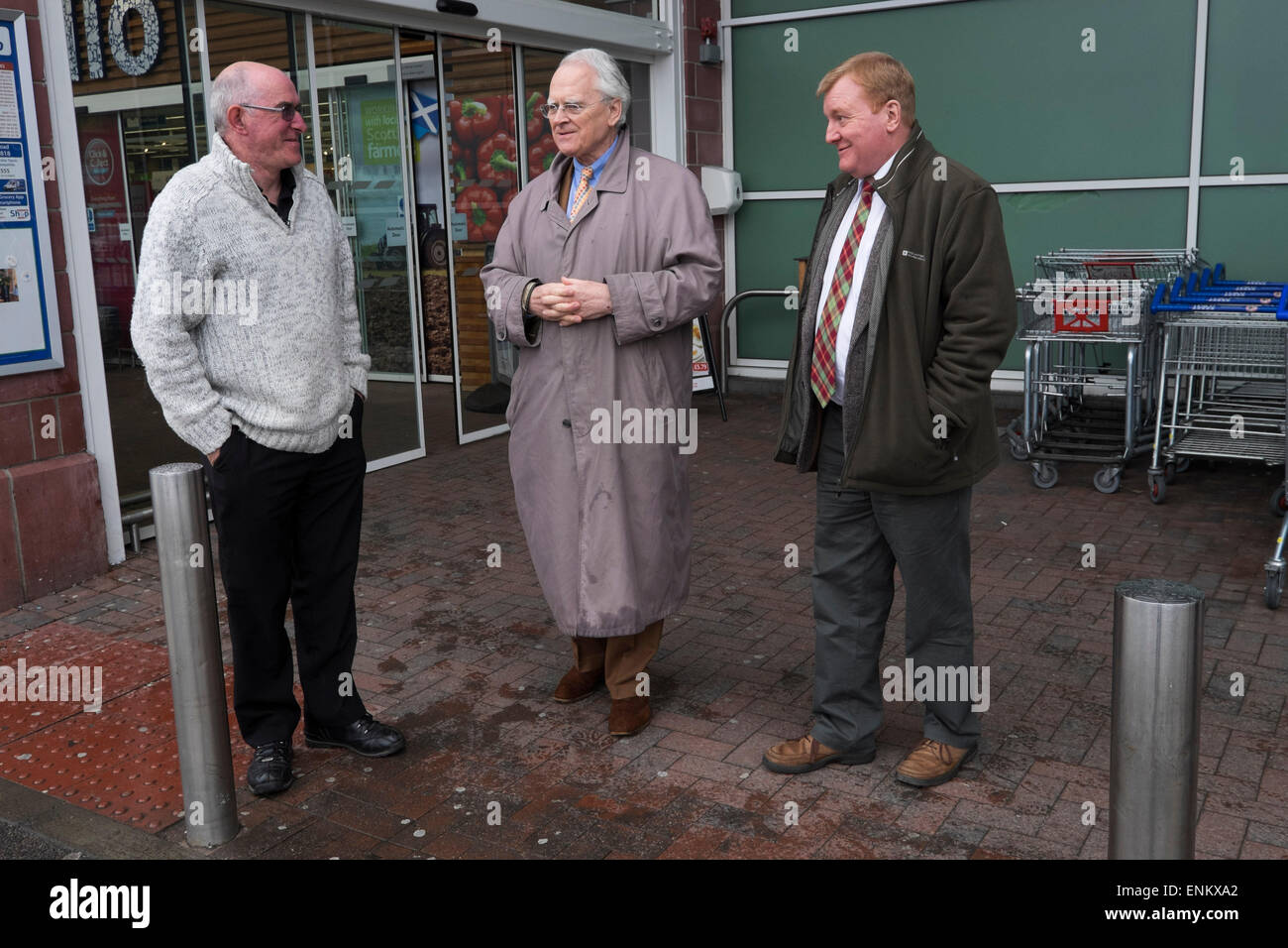 Lord dingwall hi-res stock photography and images - Alamy