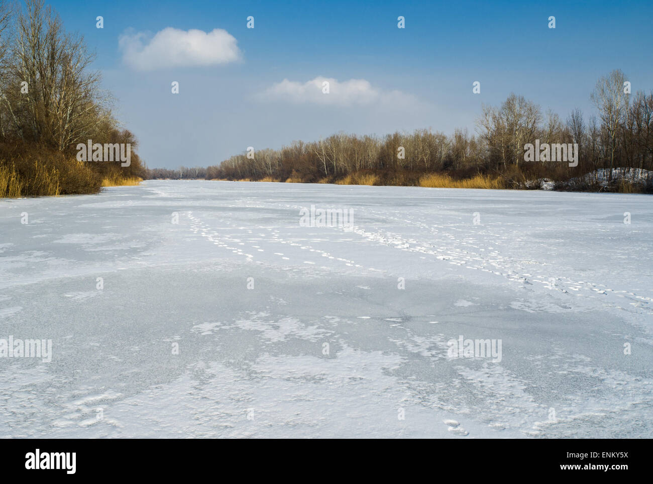 Simple river hi-res stock photography and images - Alamy