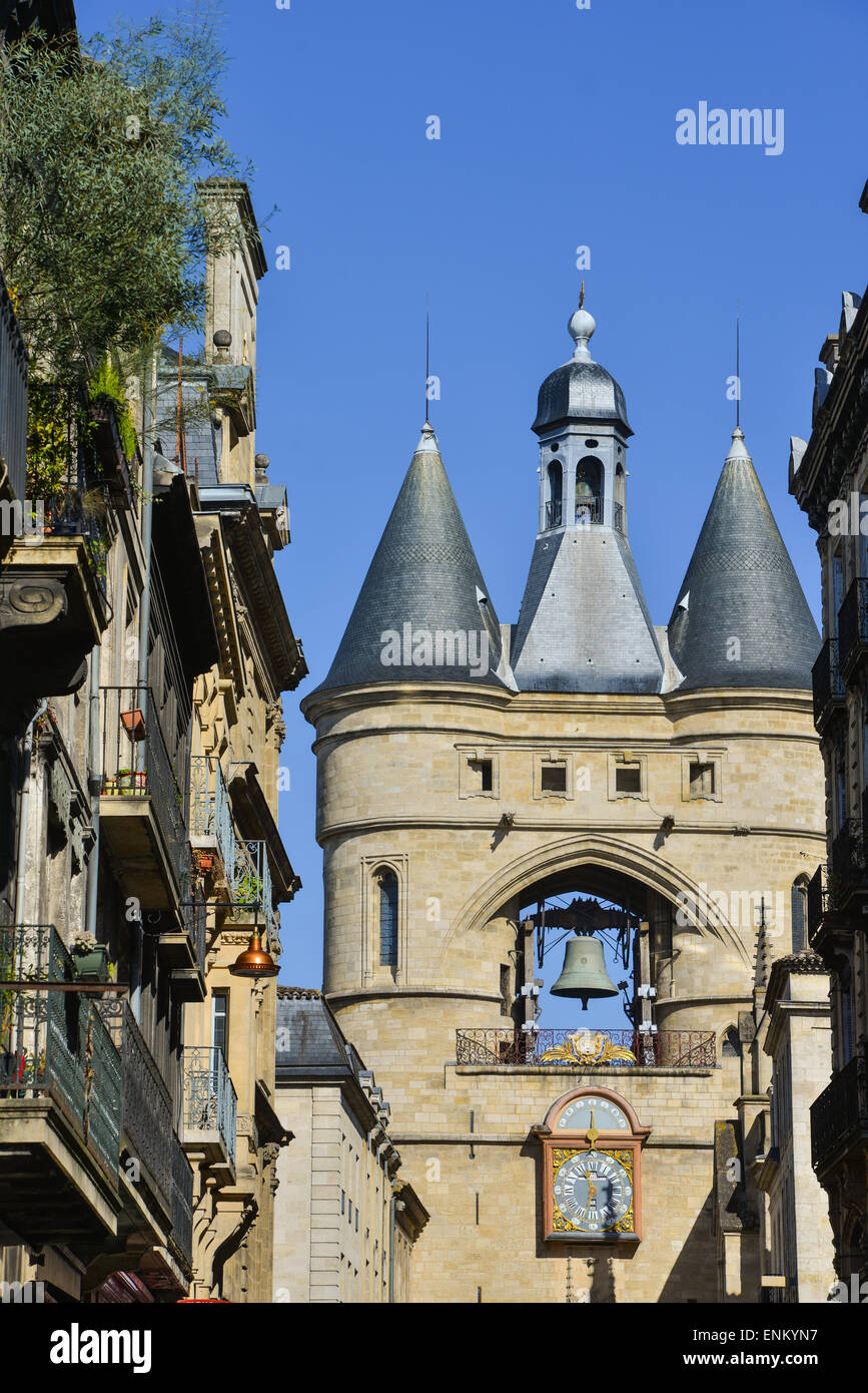 Medieval gate in bordeaux hi-res stock photography and images - Alamy