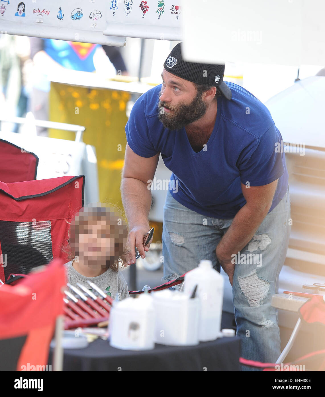 Selma blair jason bleick take their son hi-res stock photography and ...