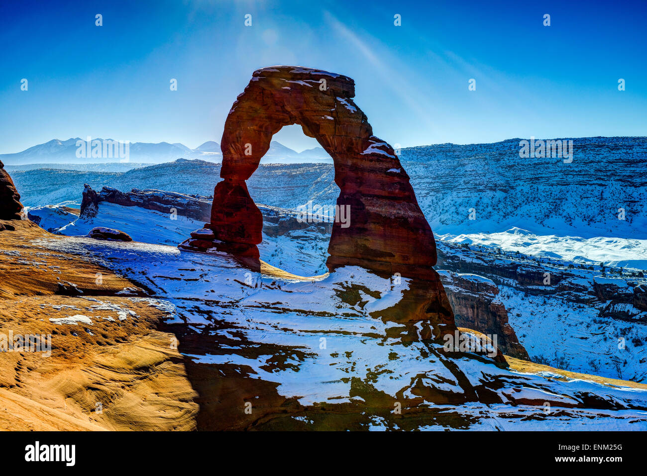 Delicate arch winter hi-res stock photography and images - Alamy