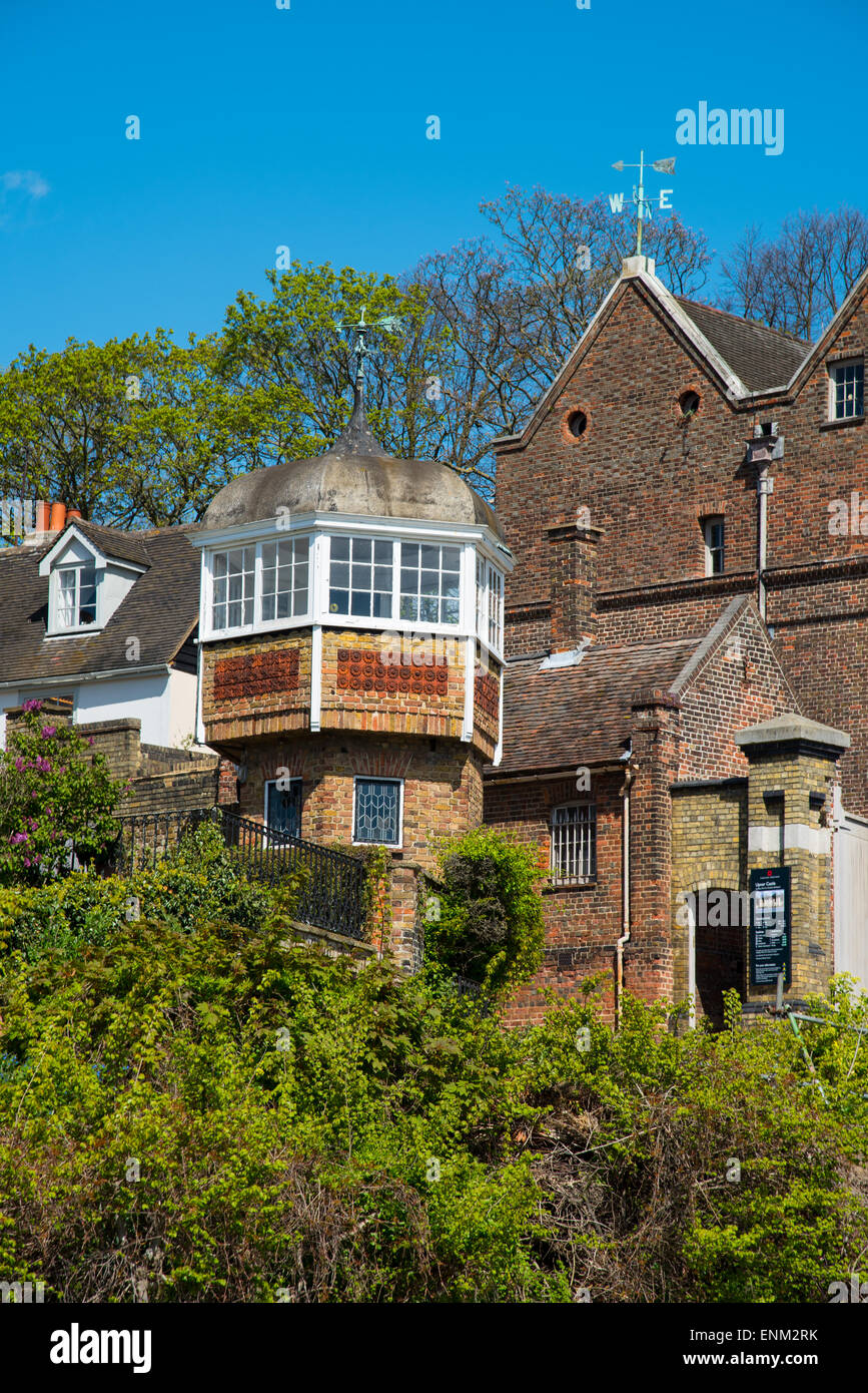 Upnor castle hi-res stock photography and images - Alamy
