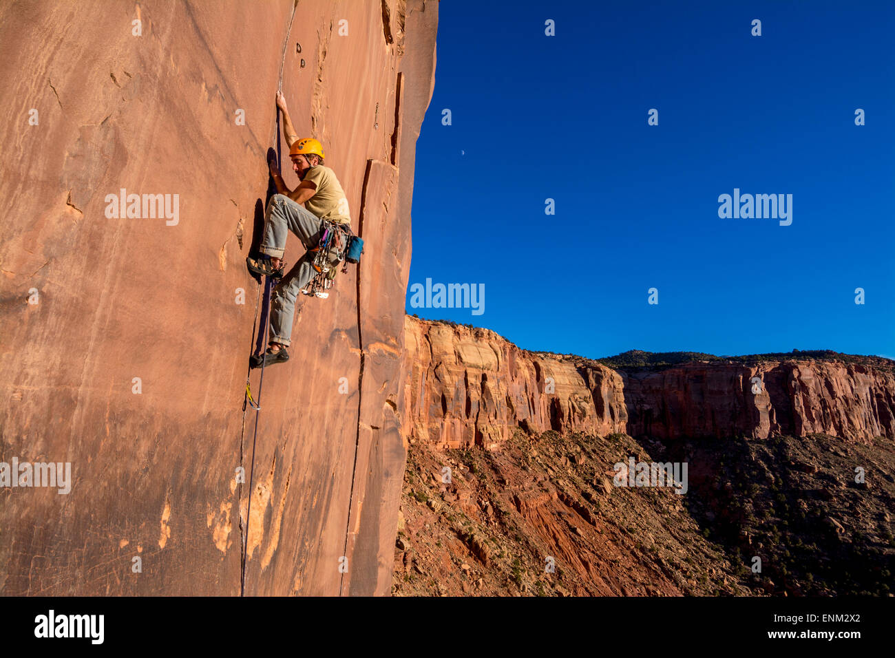A man rock climbing in Indian Creek, Monticello, Utah Stock Photo - Alamy