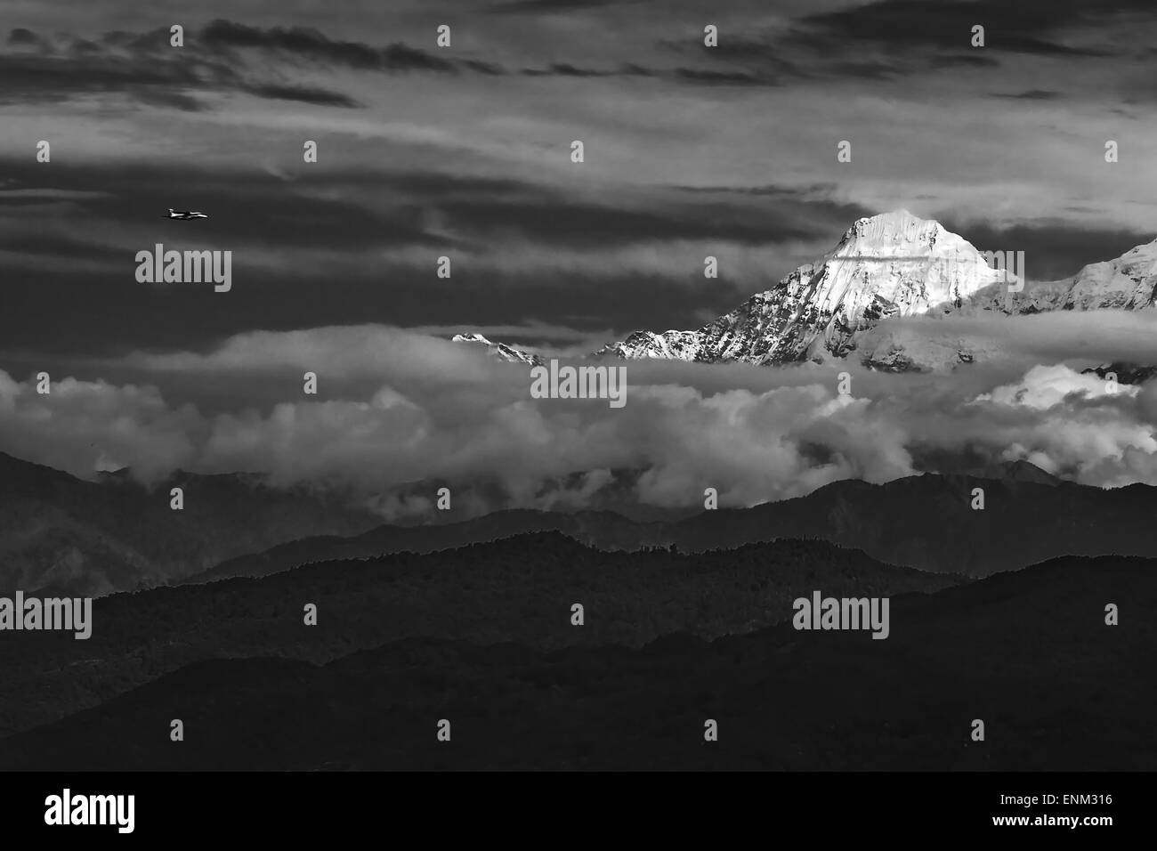 Top of mount everest hi-res stock photography and images - Alamy