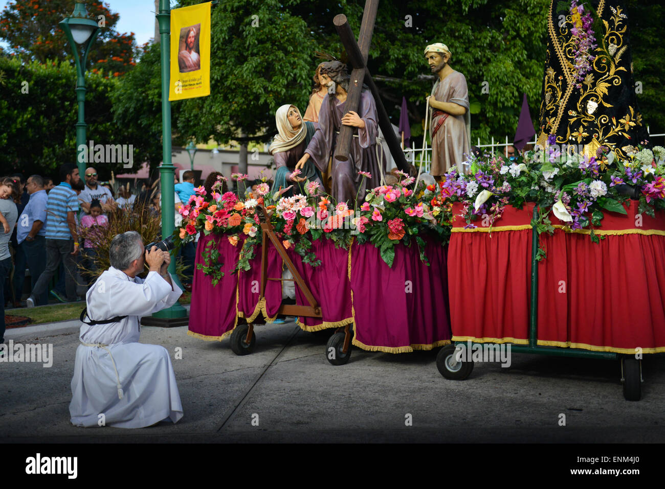 Procession catholic photographing hi-res stock photography and images ...