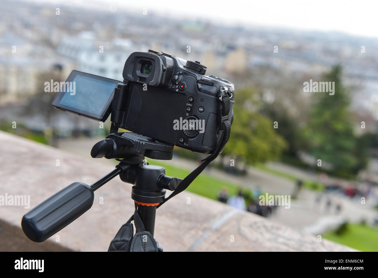 Camera on tripod sunrise hi-res stock photography and images - Alamy