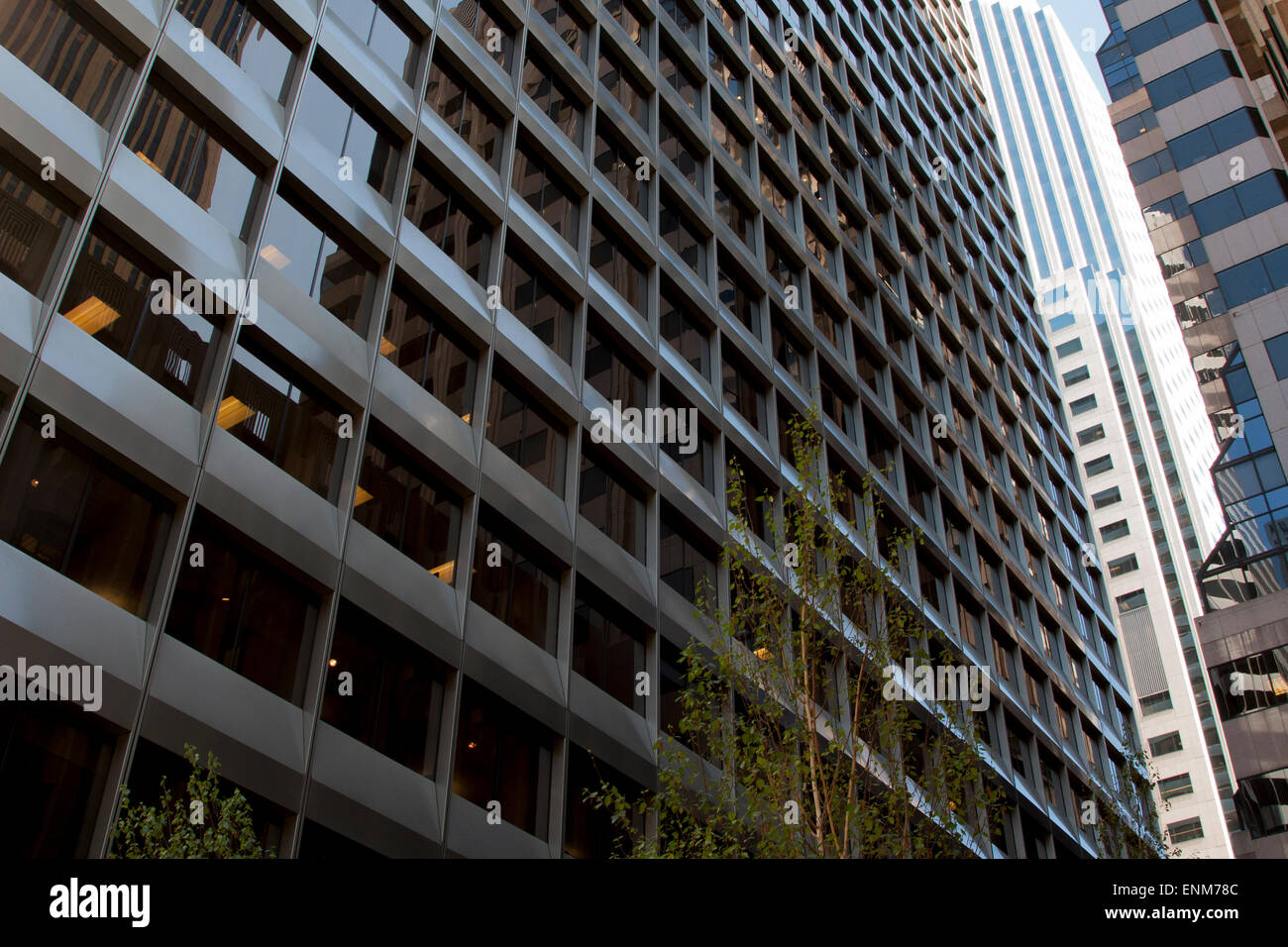 High rise financial district hi-res stock photography and images - Alamy