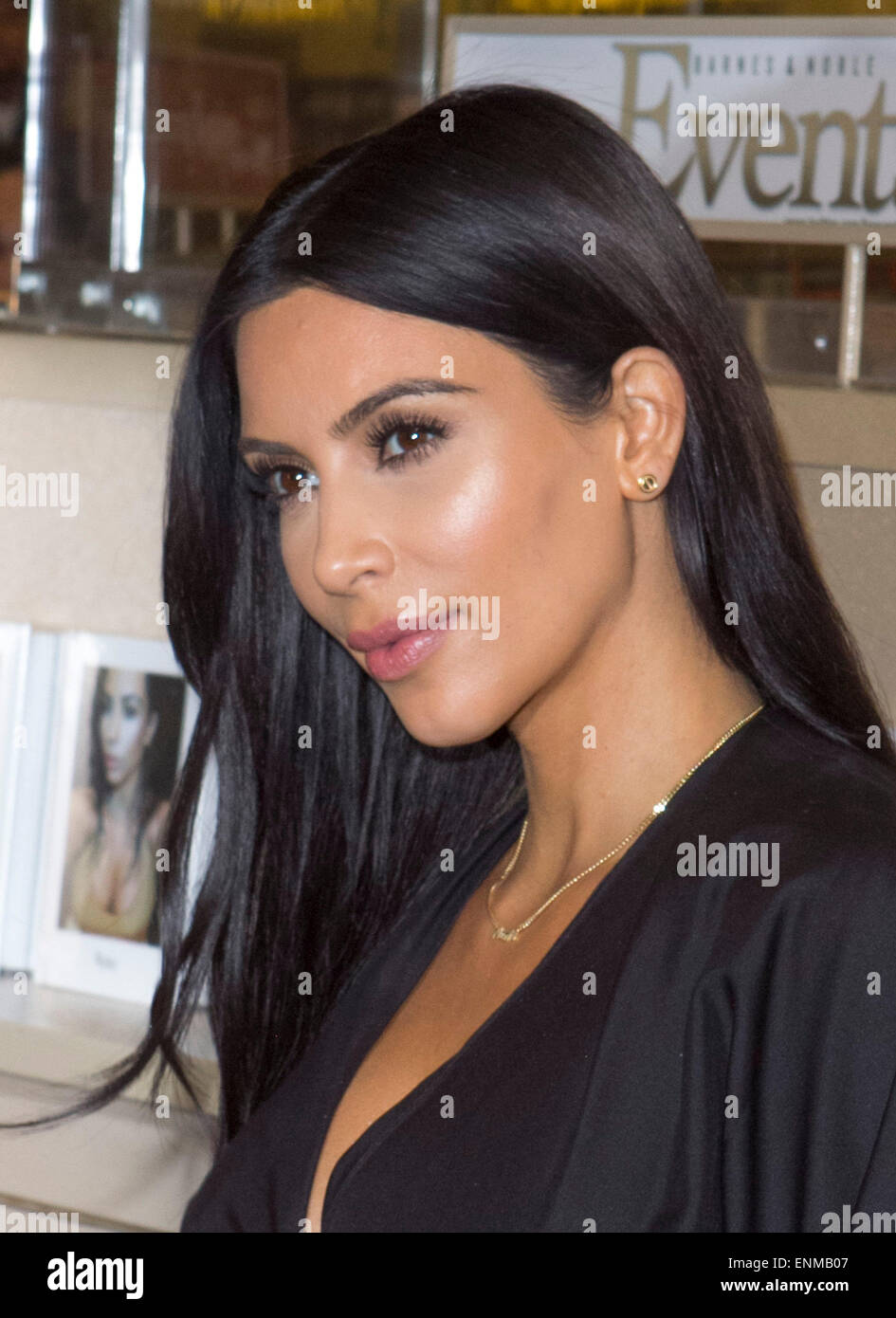 Los Angeles, California, USA. 7th May, 2015. Kim Kardashian West Book ...