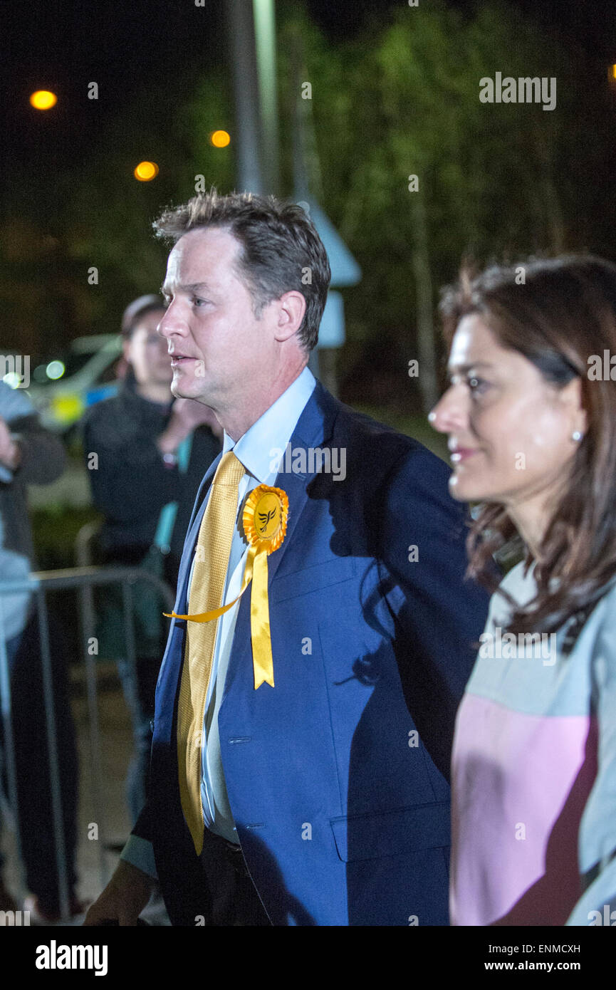 Sheffield, UK. 8th May, 2015. Nick Clegg MP arrives with his wife ...