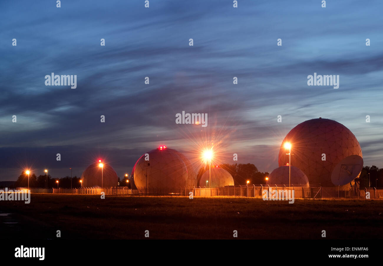 Bad Aibling, Germany. 7th May, 2015. The sun sets behind the radar ...
