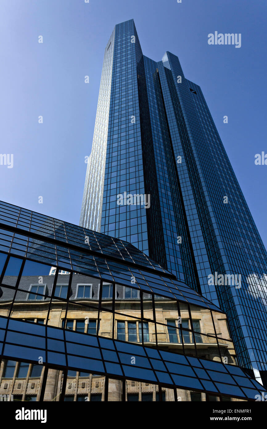 German bank tower hi-res stock photography and images - Alamy