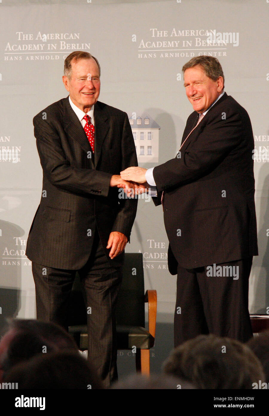 George Bush sen., Richard Holbrooke - Verleihung des Kissinger Preises ...