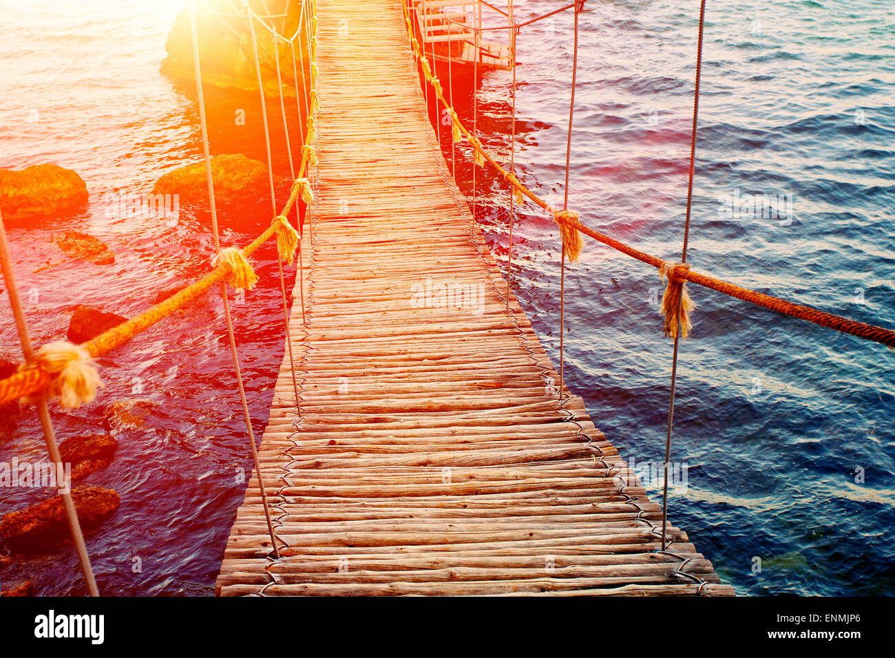 Rope suspension bridge hi-res stock photography and images - Alamy