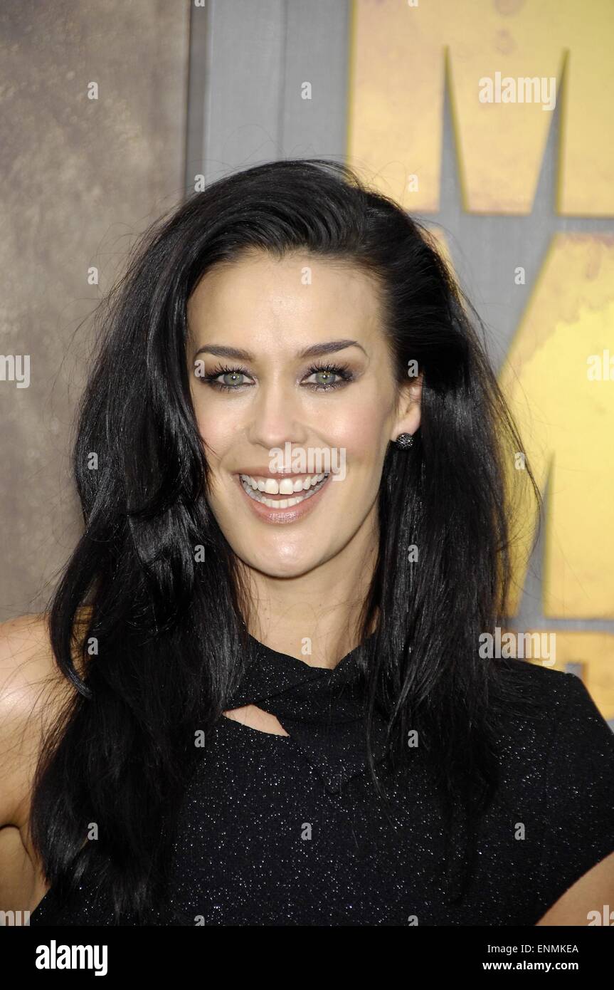Megan gale, mad max hi-res stock photography and images - Alamy