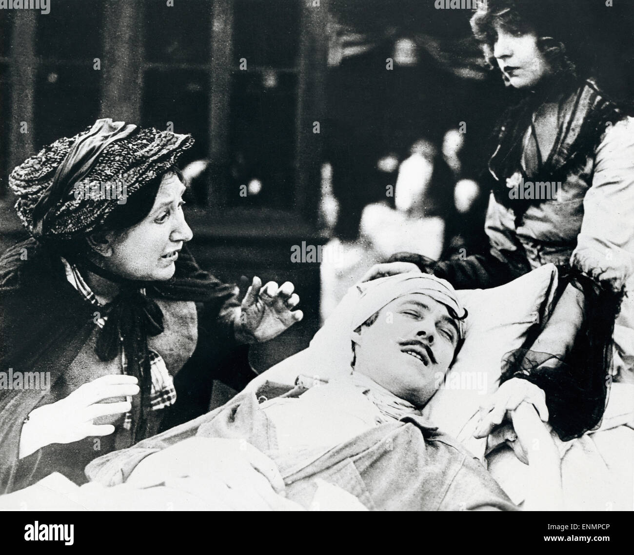 The birth of a nation d w griffith hi-res stock photography and images ...