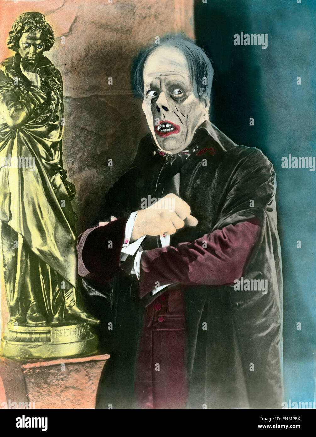 Lon chaney phantom of the opera hi-res stock photography and images - Alamy