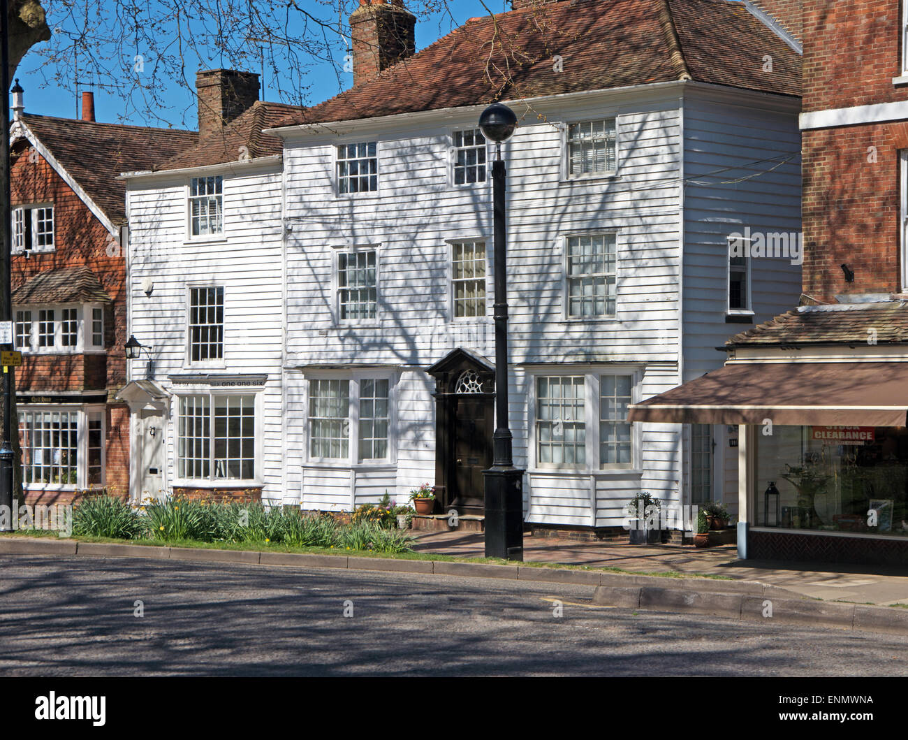 Tenterden Kent England Weather Board House High Street Stock Photo - Alamy