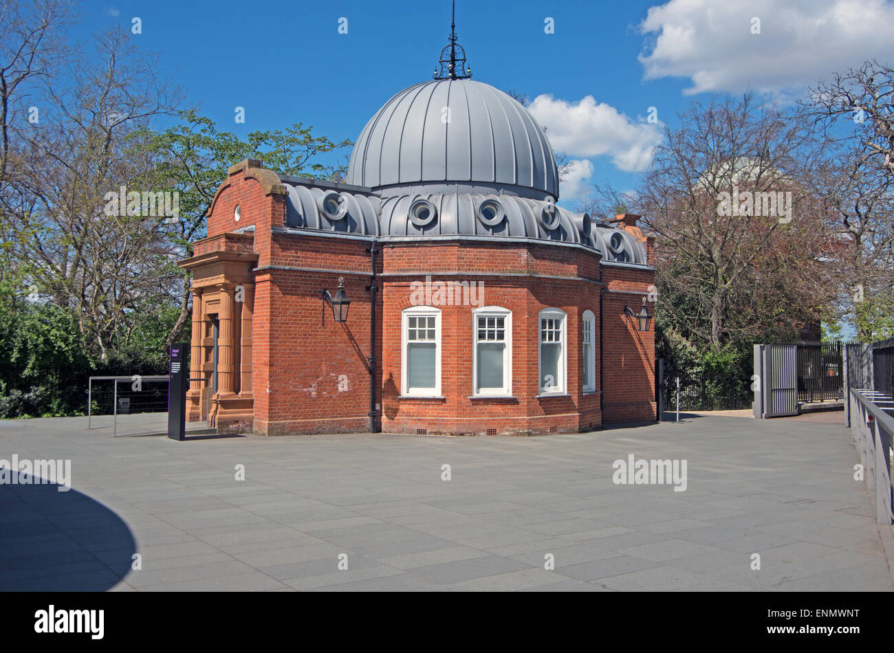 Old Royal Observatory, Alazimuth Pavilion, Greenwich, London Stock ...