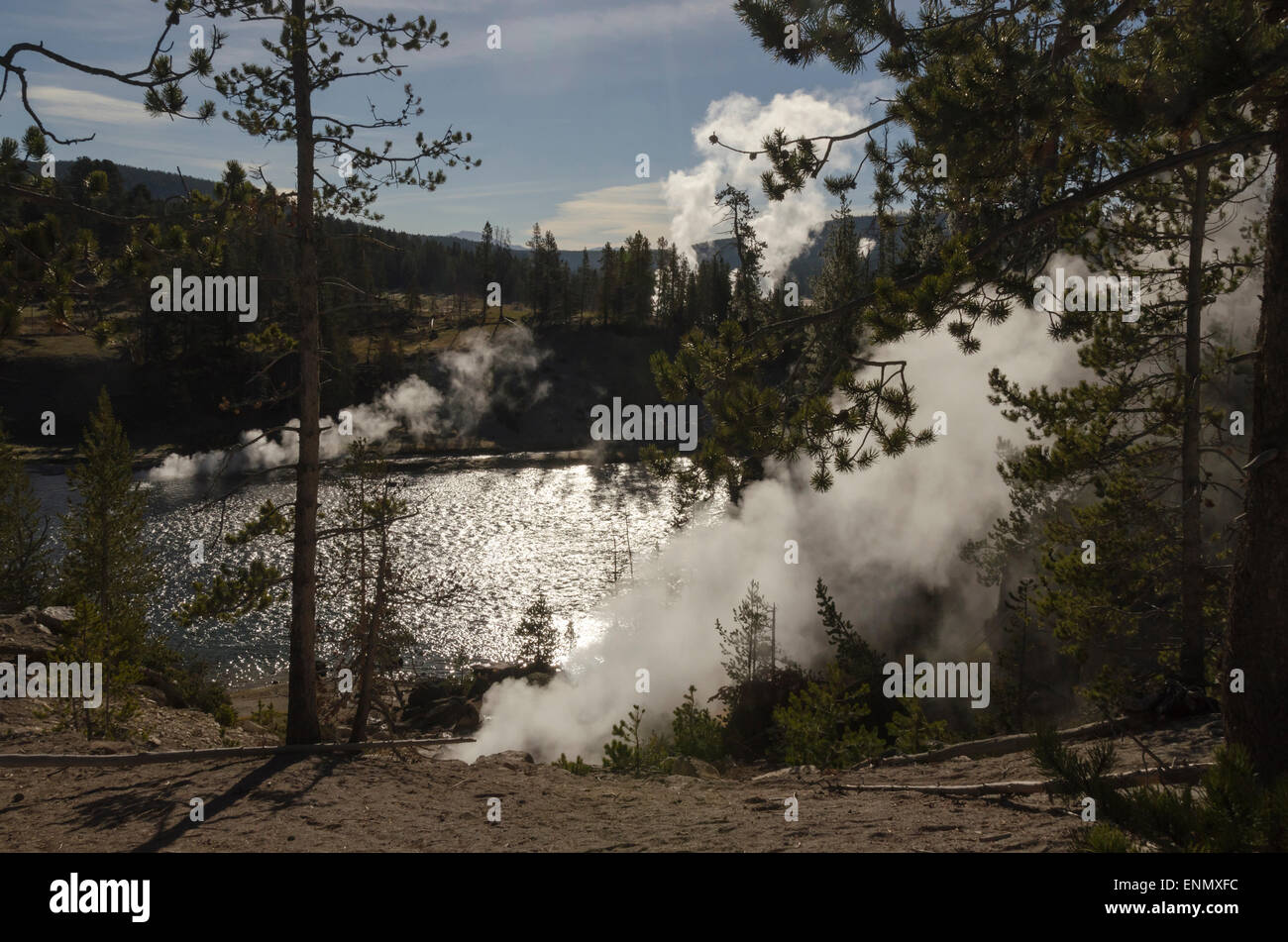 Yellowstone national park geothermal feature hi-res stock photography ...