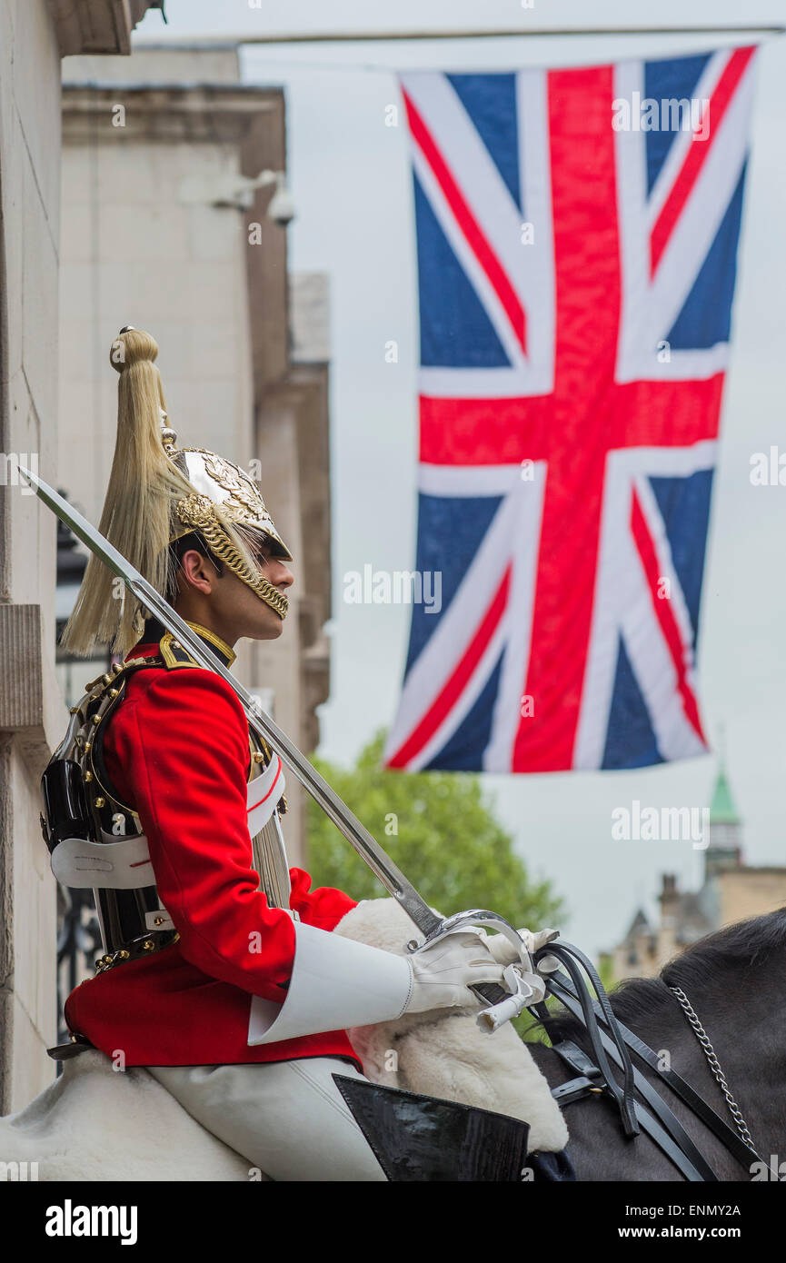 1945 waving union jack flag hi-res stock photography and images - Alamy