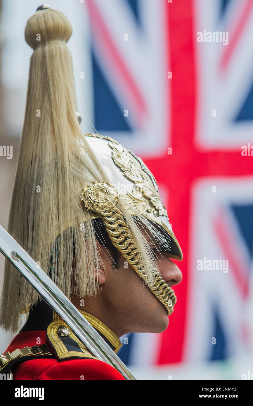 1945 waving union jack flag hi-res stock photography and images - Alamy