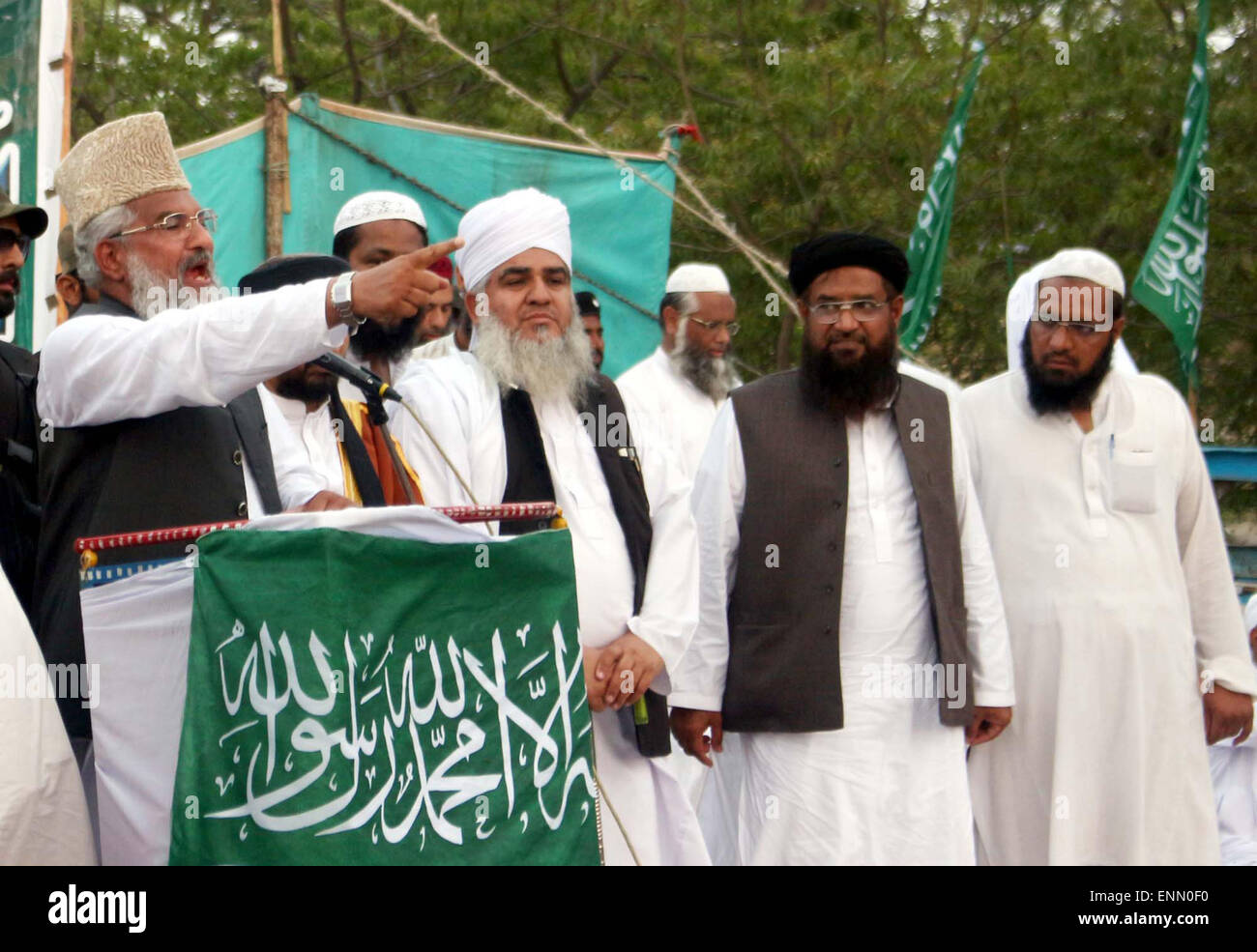 Ahle Sunnat Wal Jamat leader, Maulana Ahmed Ludhianvi addresses during Tahaffuz Harmain Sharif ...