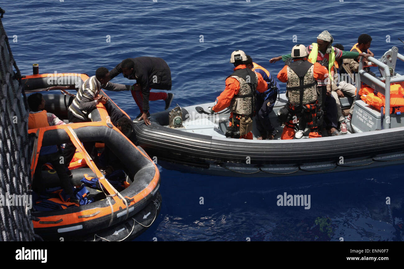 HANDOUT - soldiers on the frigate Hessen rescue shipwrecked people from ...