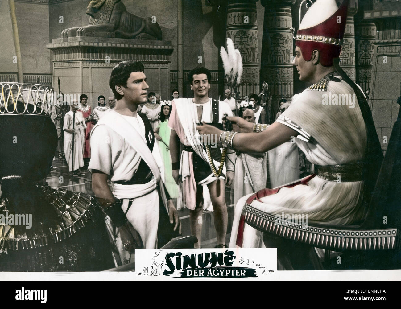 Sinuhe the egyptian (1954) hi-res stock photography and images - Alamy
