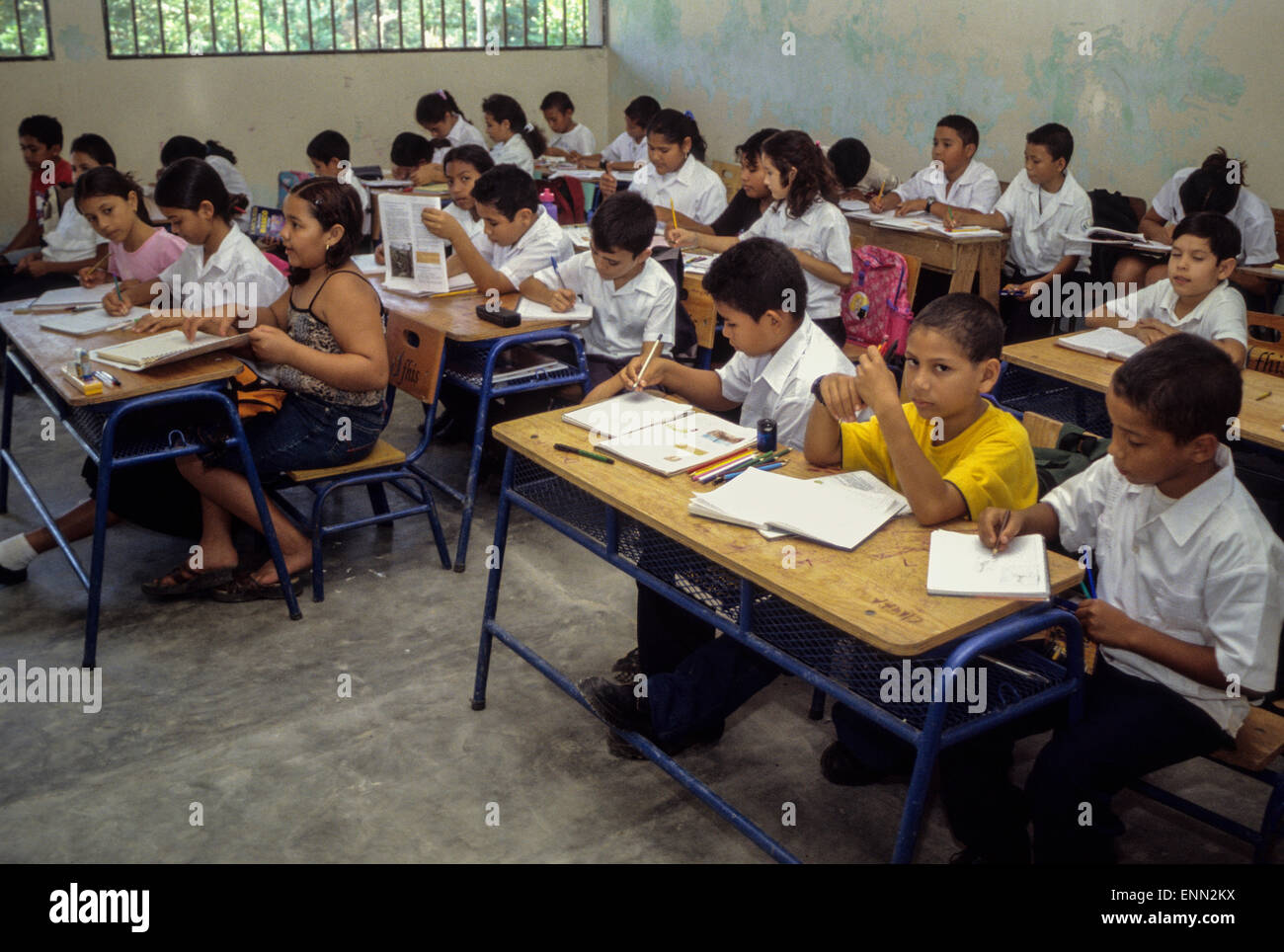Honduras school students hi-res stock photography and images - Alamy