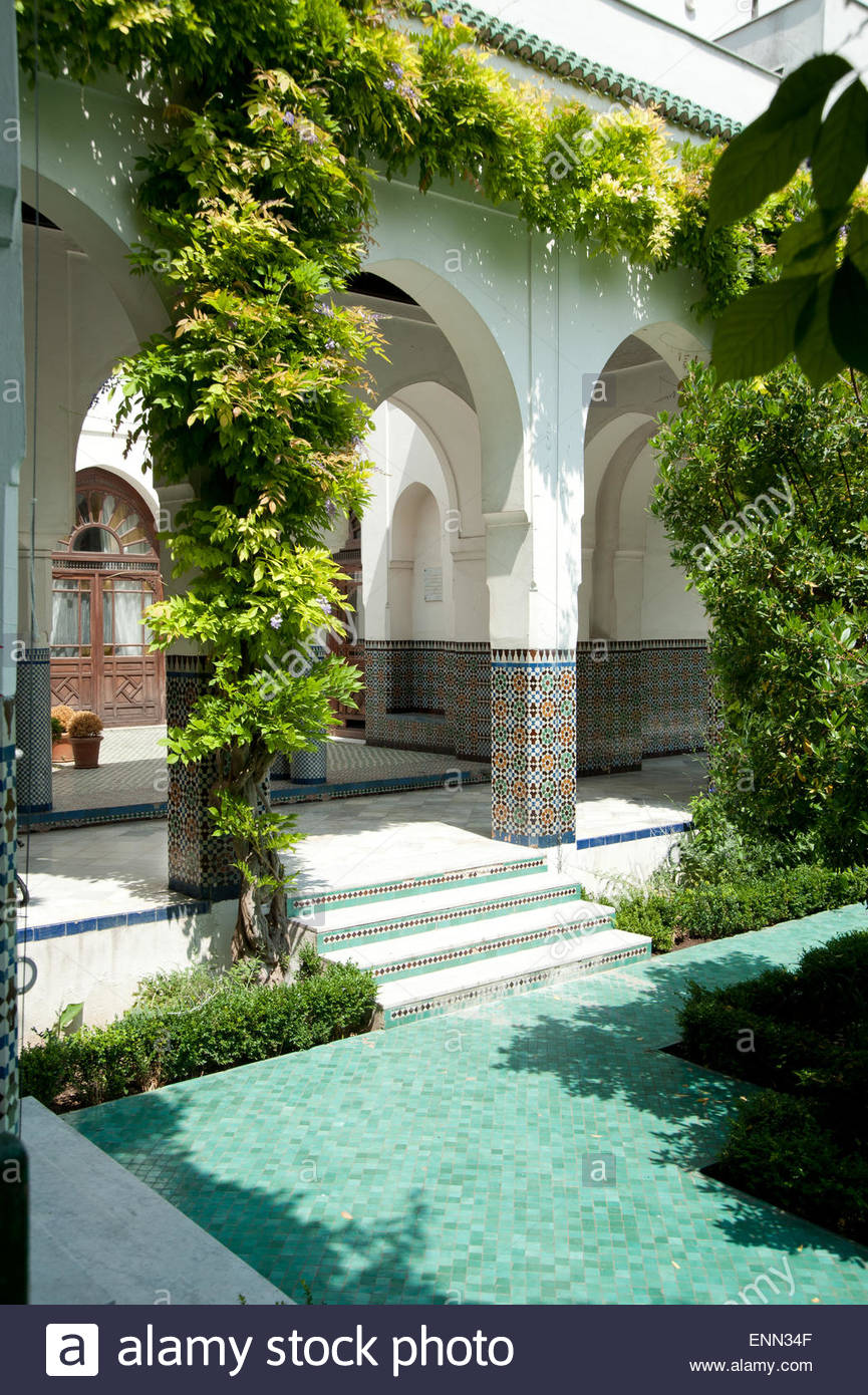 Grande Mosquee De Paris High Resolution Stock Photography and Images ...