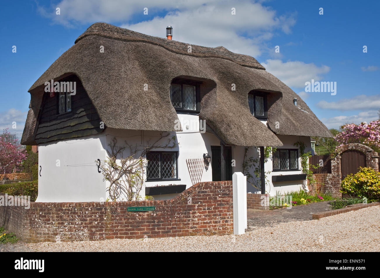 Manor farm hampshire hi-res stock photography and images - Alamy