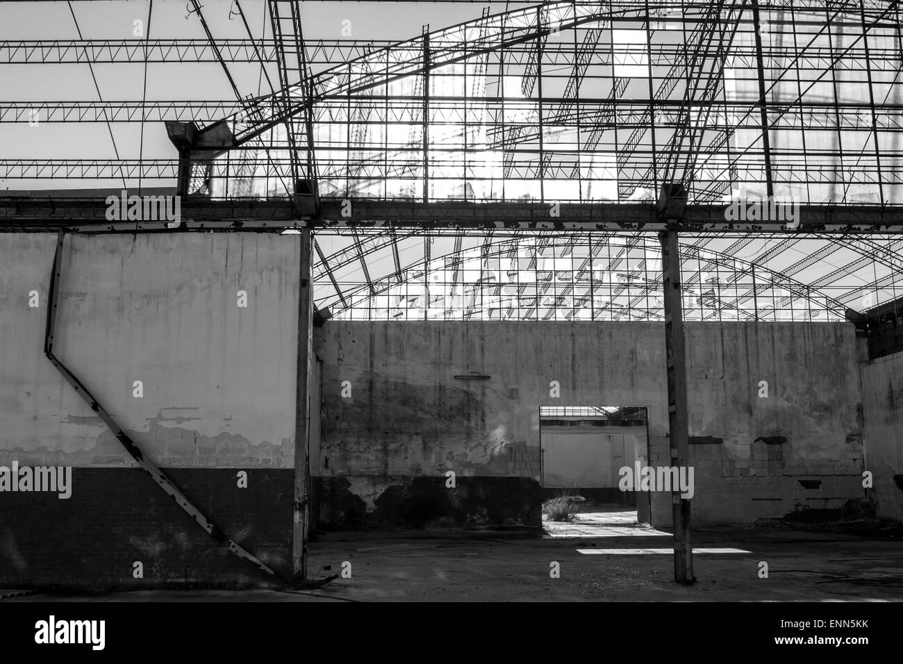 Cement factory abandoned hi-res stock photography and images - Alamy