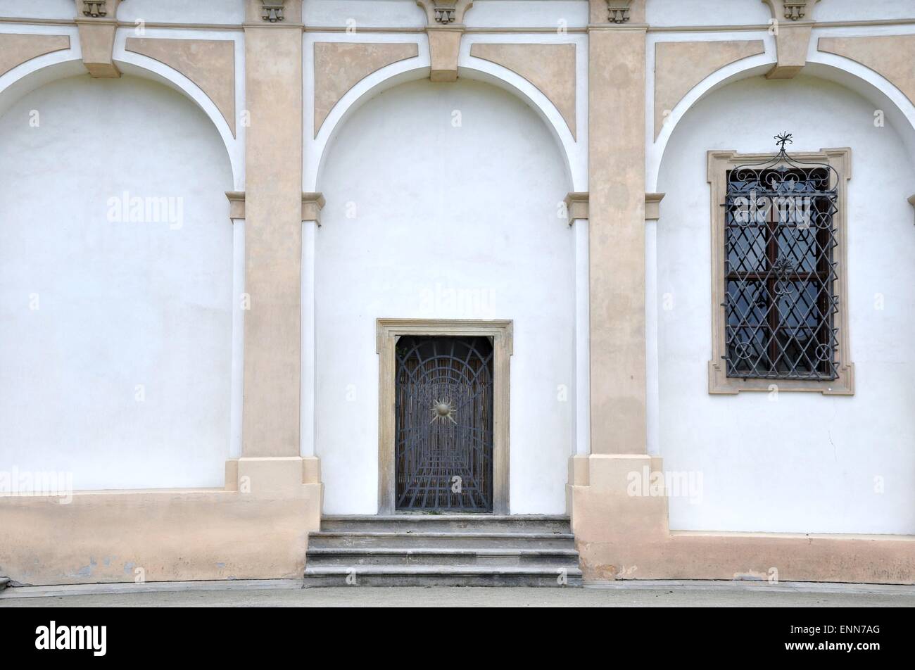 Domed architecture hi-res stock photography and images - Alamy