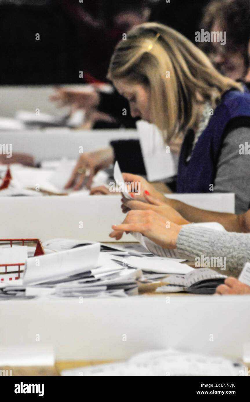 Electoral staff count votes during a UK General Election Stock Photo ...