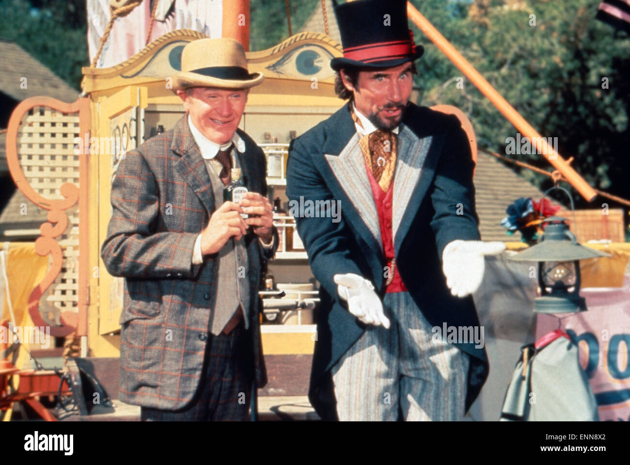 Petes dragon 1977 jim dale hi-res stock photography and images - Alamy