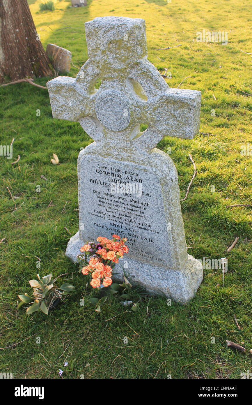Spike milligan headstone hi-res stock photography and images - Alamy