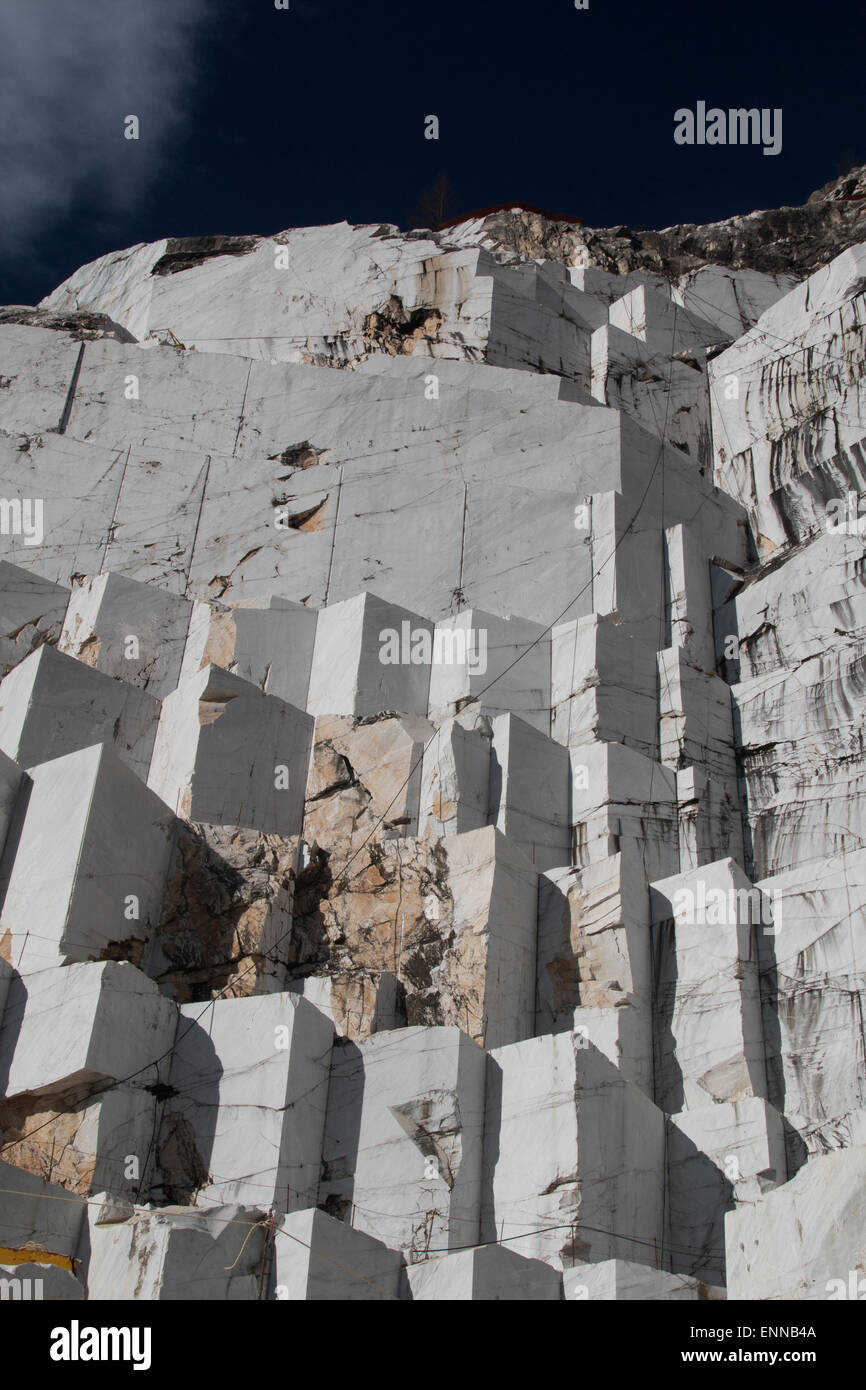 Marble of Carrara extraction Stock Photo - Alamy