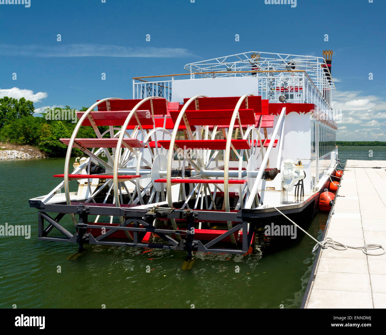 Classic riverboat on a river in Alabama Stock Photo - Alamy