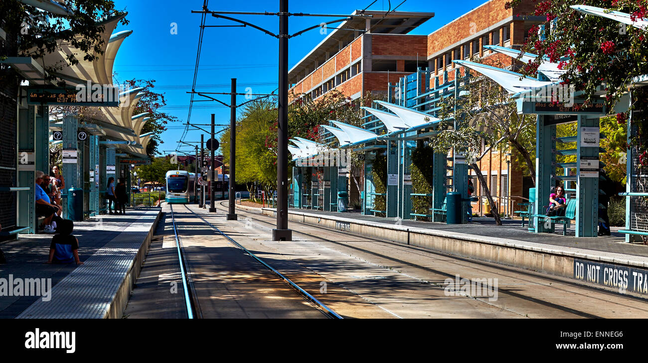 People waiting for train at station in Tempe, Arizona Stock Photo - Alamy
