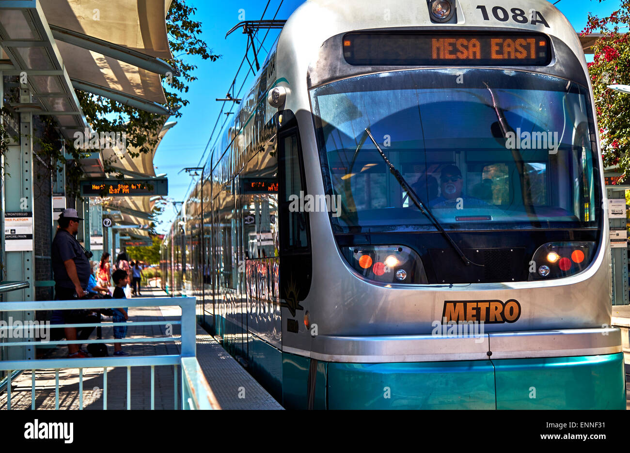 People waiting for train at station in Tempe, Arizona Stock Photo - Alamy