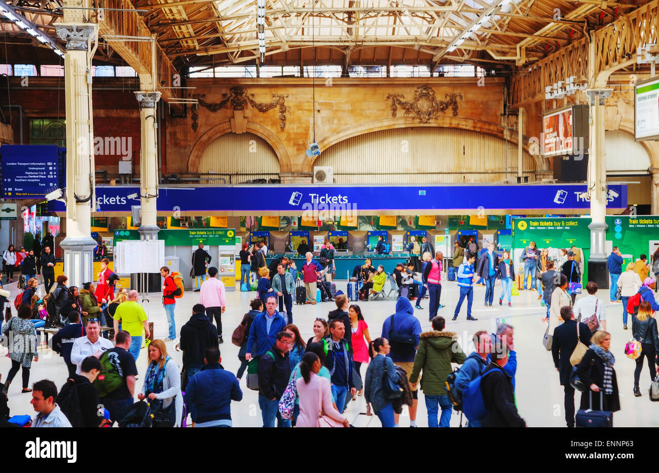 Inside victoria station london england hi-res stock photography and ...