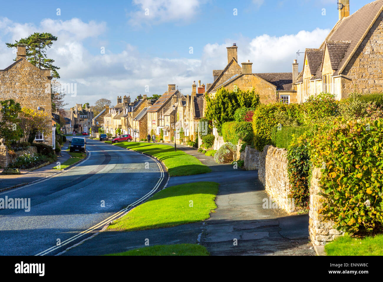 Village worcestershire houses hi-res stock photography and images - Alamy