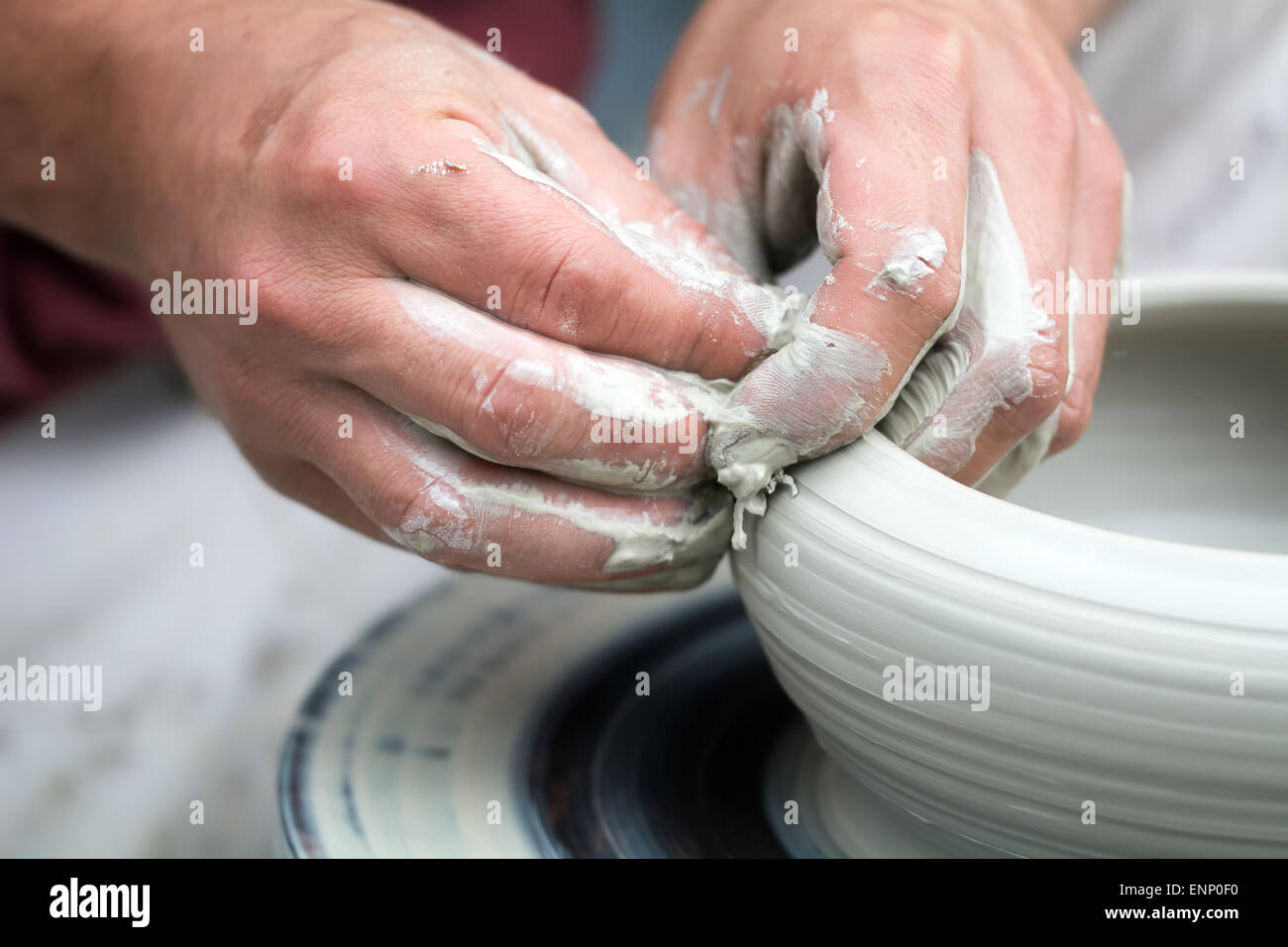 Hands creating form hi-res stock photography and images - Alamy