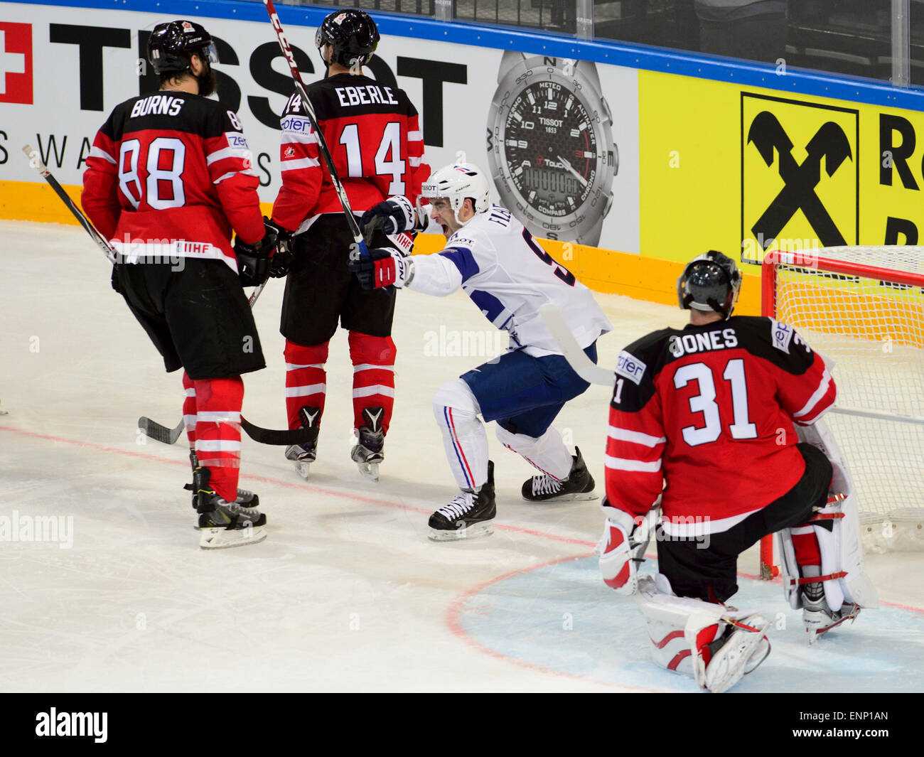 Prague, Czech Republic. 9th May, 2015. Damien Fleury (centre, FRA ...