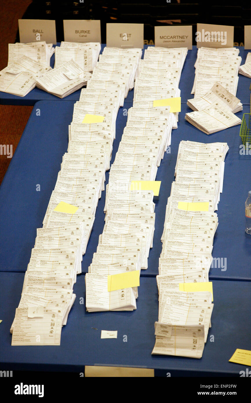 General Election Count: Dewsbury Stock Photo - Alamy