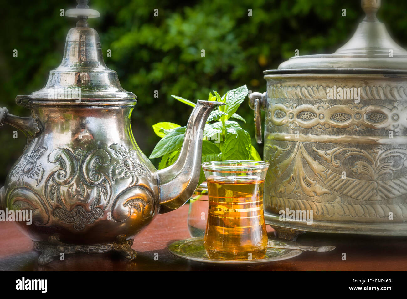 Mint tea - traditional Arabian drink in garden Stock Photo - Alamy