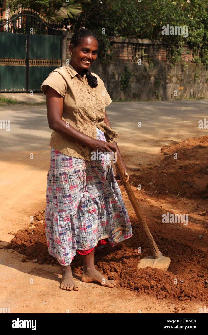Female road worker near Kandy, Sri Lanka Stock Photo - Alamy